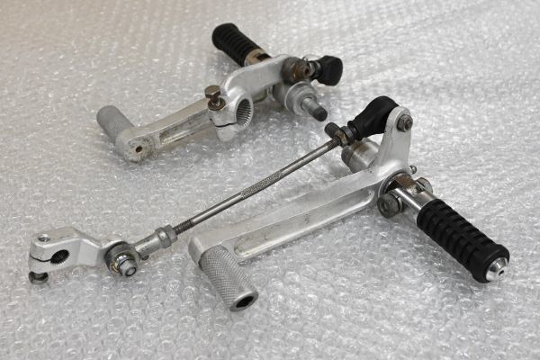 【傷や汚れあり】当時物 本物 XJ400 BEET バックステップ 1 検) XJ400E XJ400D 4G0 4V7 XJ550の落札情報詳細 - ヤフオク落札価格検索 オークフリー