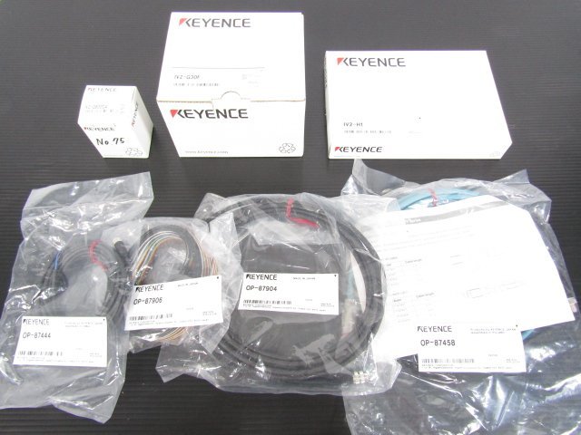 【送料無料】【美品】 KEYENCE キーエンス OP-87903 ヘッドケーブル 2m 画像判別センサ IV・IV2シリーズに対応 検索 ...