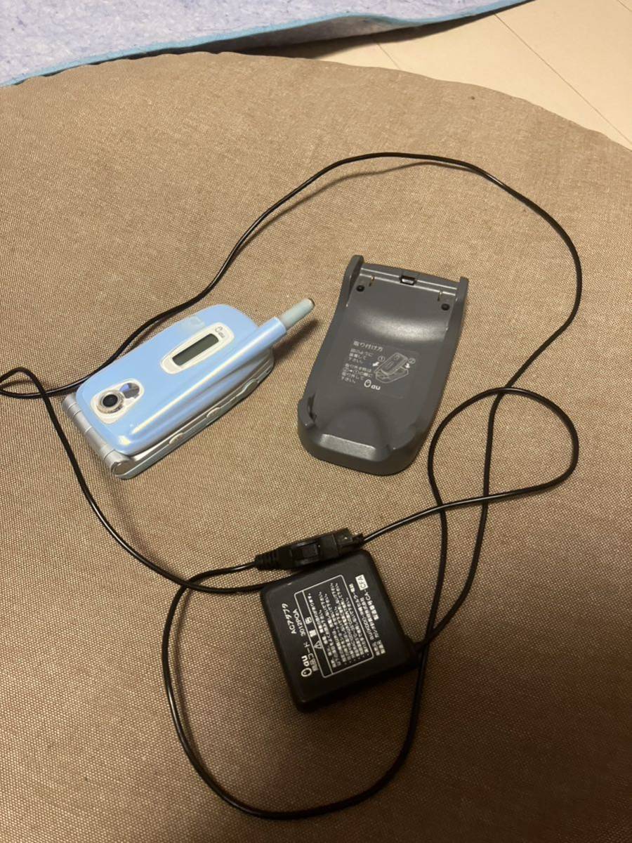 【やや傷や汚れあり】【まとめ売り】携帯電話 ガラケー 8台セット 動作未確認 SAAE01 A3012CA V401SH A5402S ...