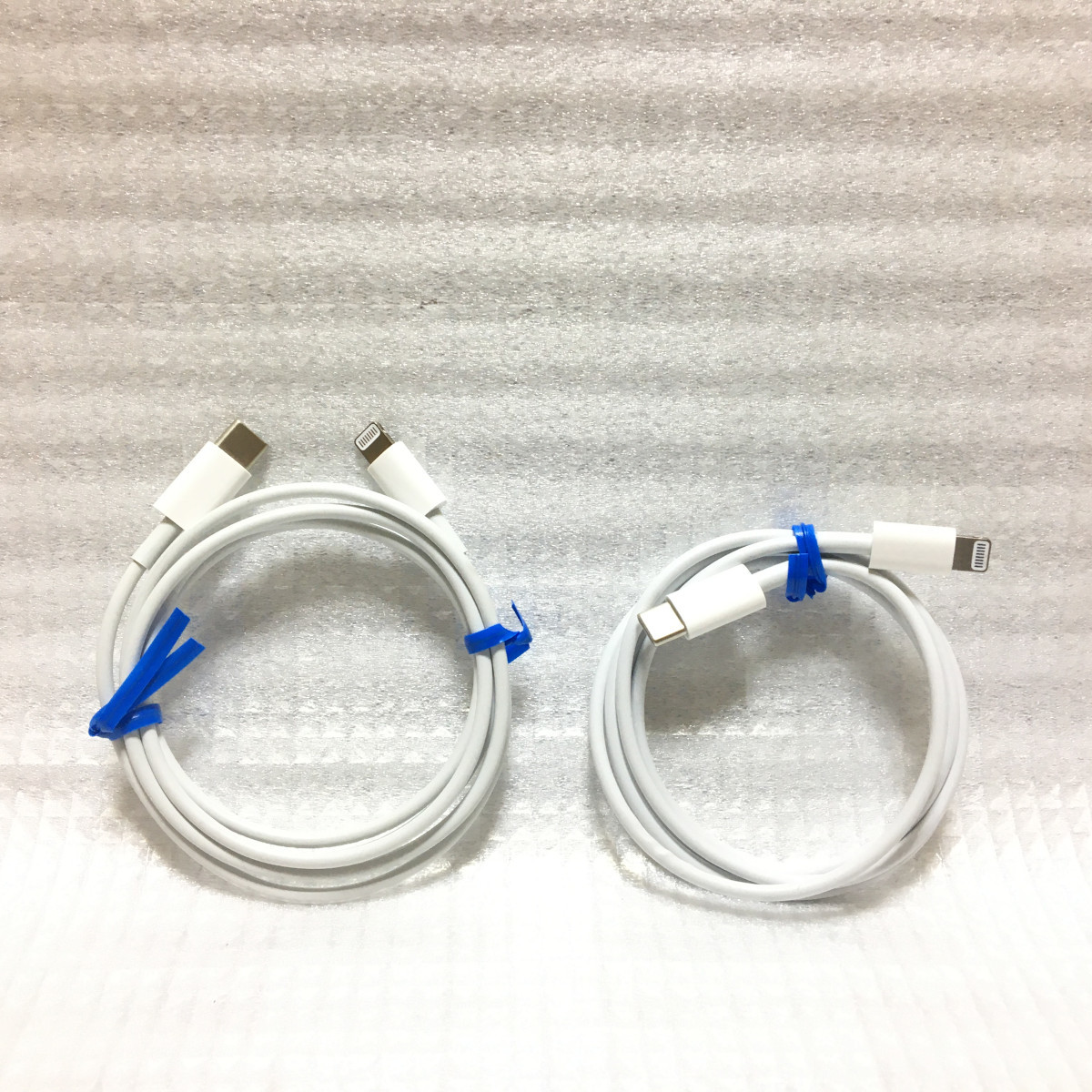 【目立った傷や汚れなし】 Apple 純正 Lightning ⇔ USBケーブル （1m）A2249 2本セット 充電 iPhone ...