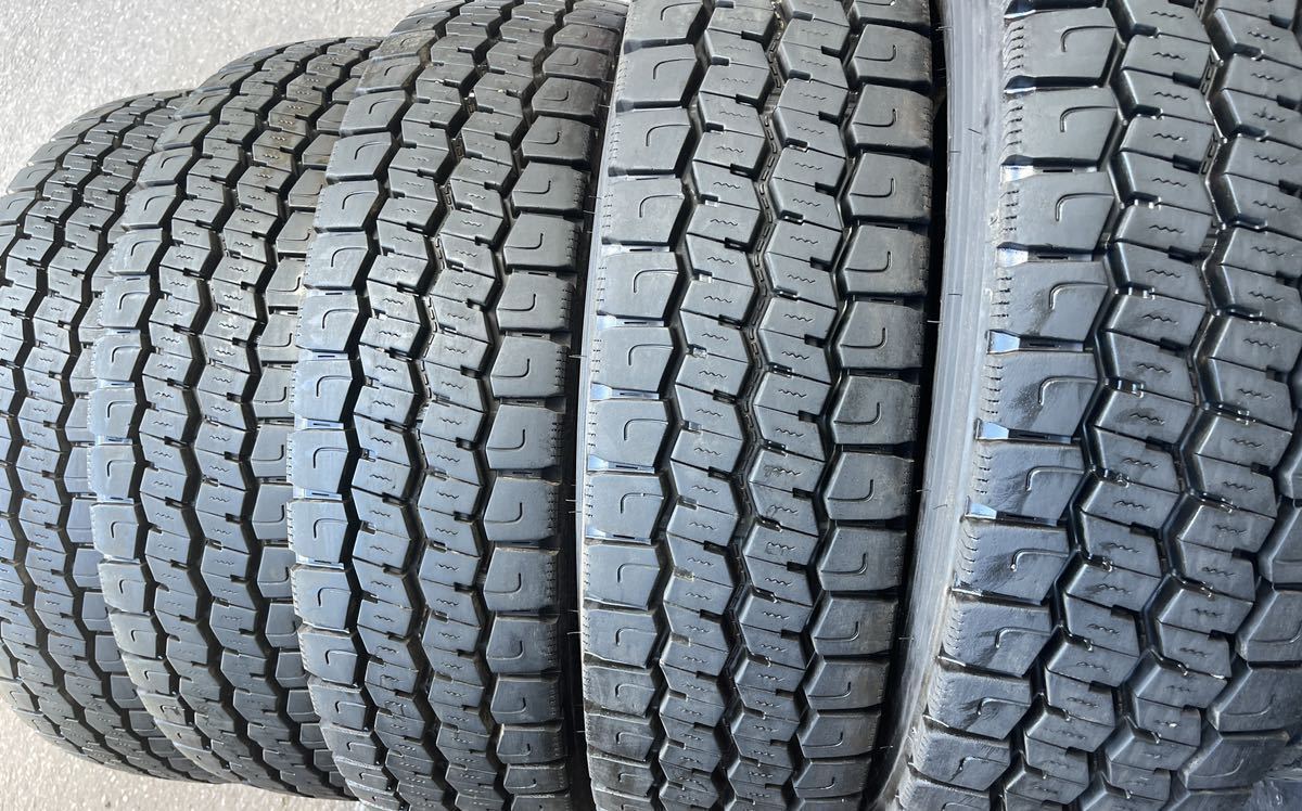 【やや傷や汚れあり】ダンロップ SPLT22 205/85R16 117/115 205 85 16 ミックスタイヤ DUNLOP 2022年 ...