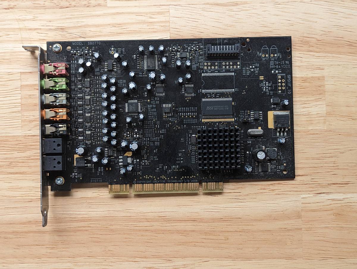 【やや傷や汚れあり】【送料無料 動作確認済み】Creative Labs sb0880 PCI Express Sound Blaster X ...