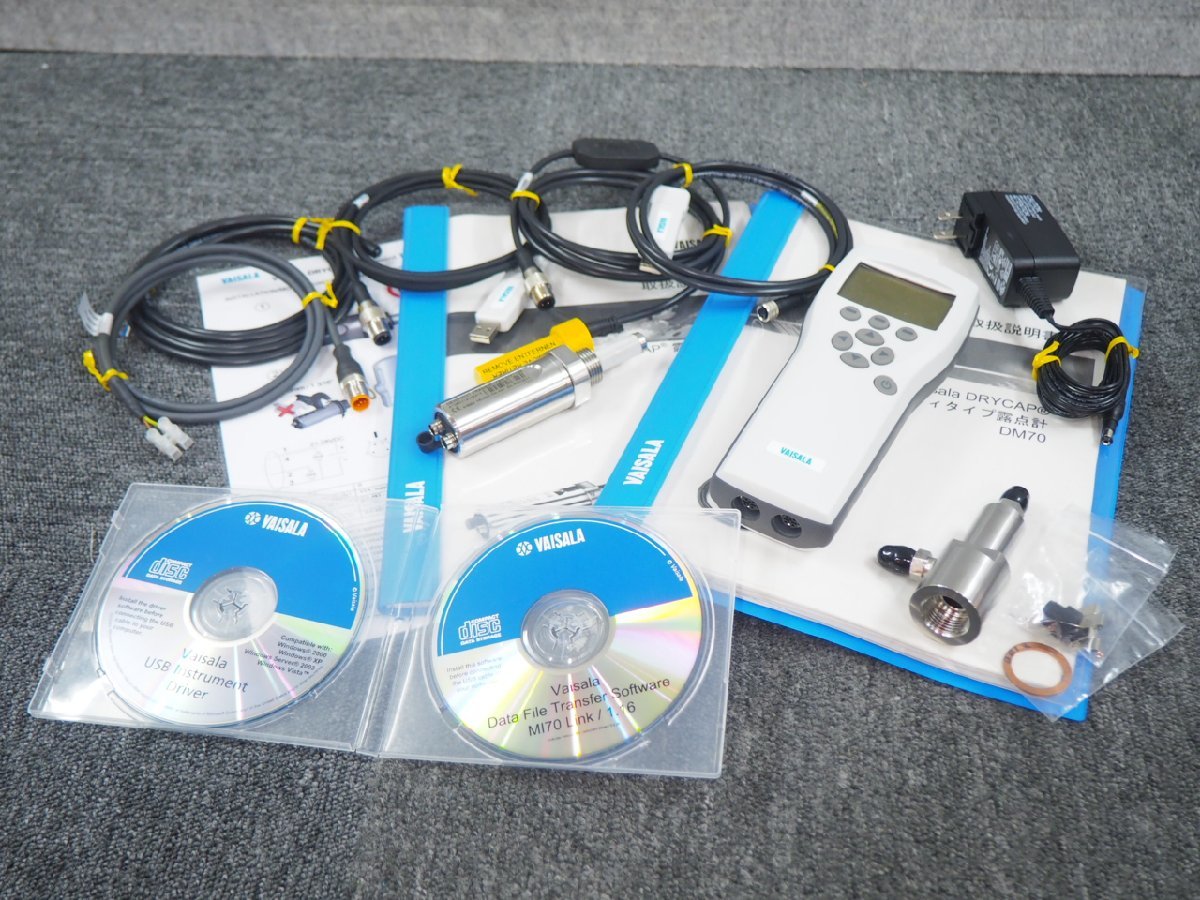 【やや傷や汚れあり】[X9] ☆ VAISALA/ヴァイサラ ハンディタイプ露点温度計 DM70 ☆ 指示計/MI70 プローブ/DMT152 ...