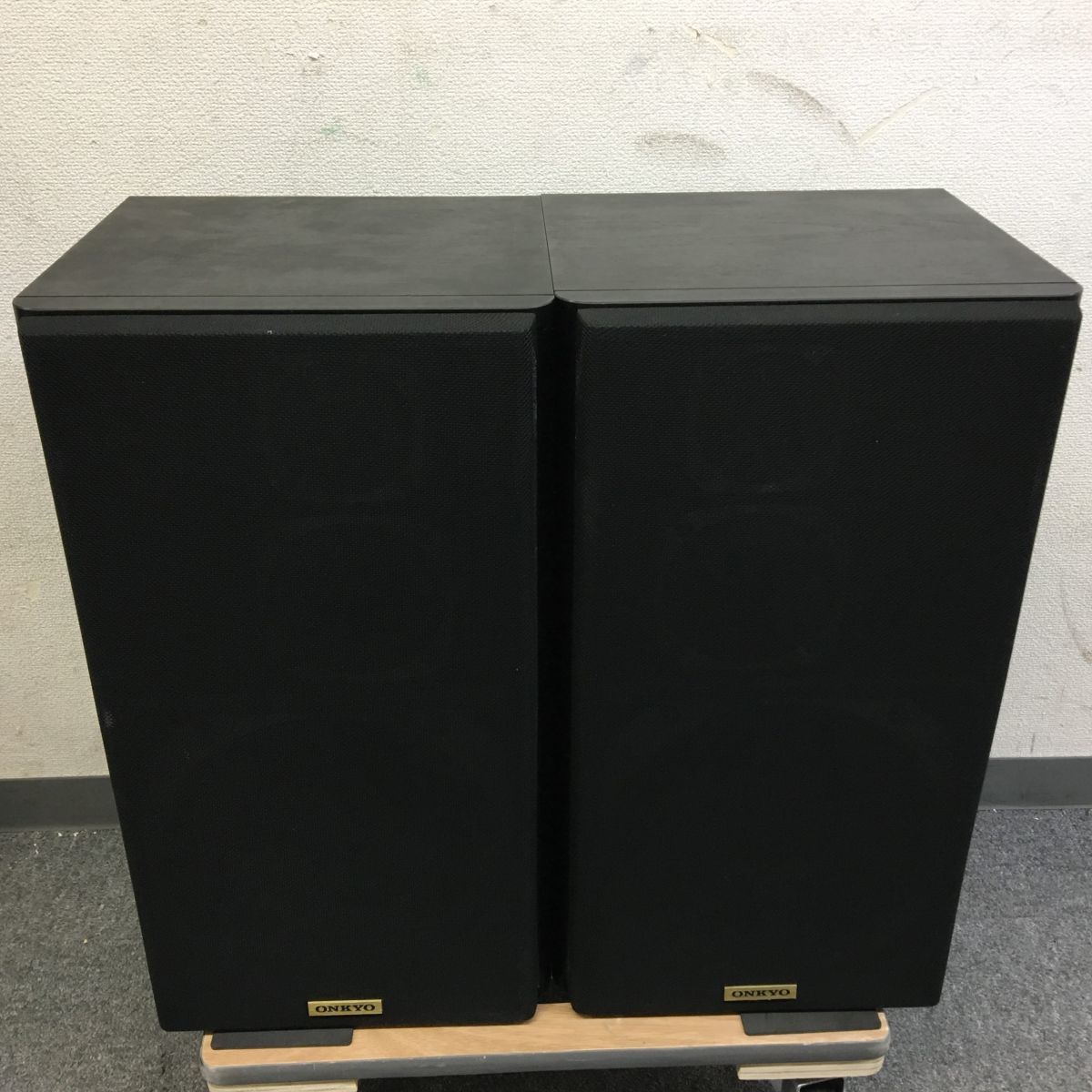 【傷や汚れあり】X021-I55-416 ONKYO オンキヨ― 3WAYスピーカーシステム D-11X 縦約26cm×横約27cm×高さ約 ...