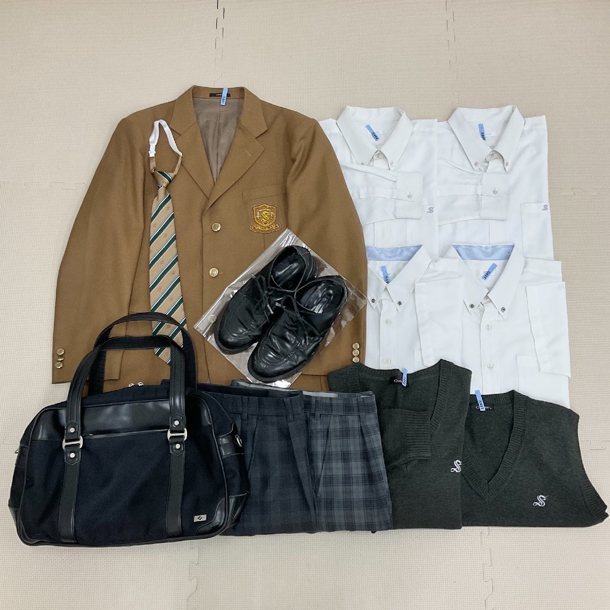 【傷や汚れあり】U247/T316(中古/箱)栃木県 作新学院高校 情報科学部 男子制服12点 /L/LL/3L/W76/ブレザー/セーター/ベスト/シャツ/冬夏ズボン/ネクタイ/鞄/の落札 ...