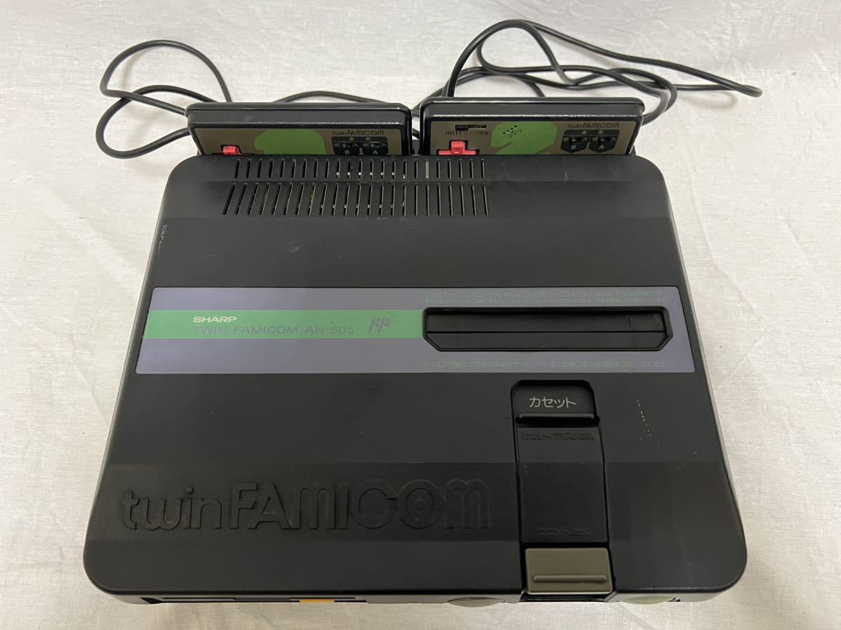 【やや傷や汚れあり】ツインファミコン シャープ AN-505-BK 本体 コントローラー SHARP TWIN FAMICOM AN505 黒 ...