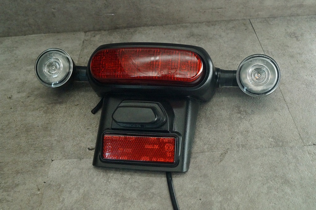 【やや傷や汚れあり】ホンダ レブル250(MC49) 純正テールランプASSY ウインカー 80101-K87-A300 ※テールランプ配線 ...