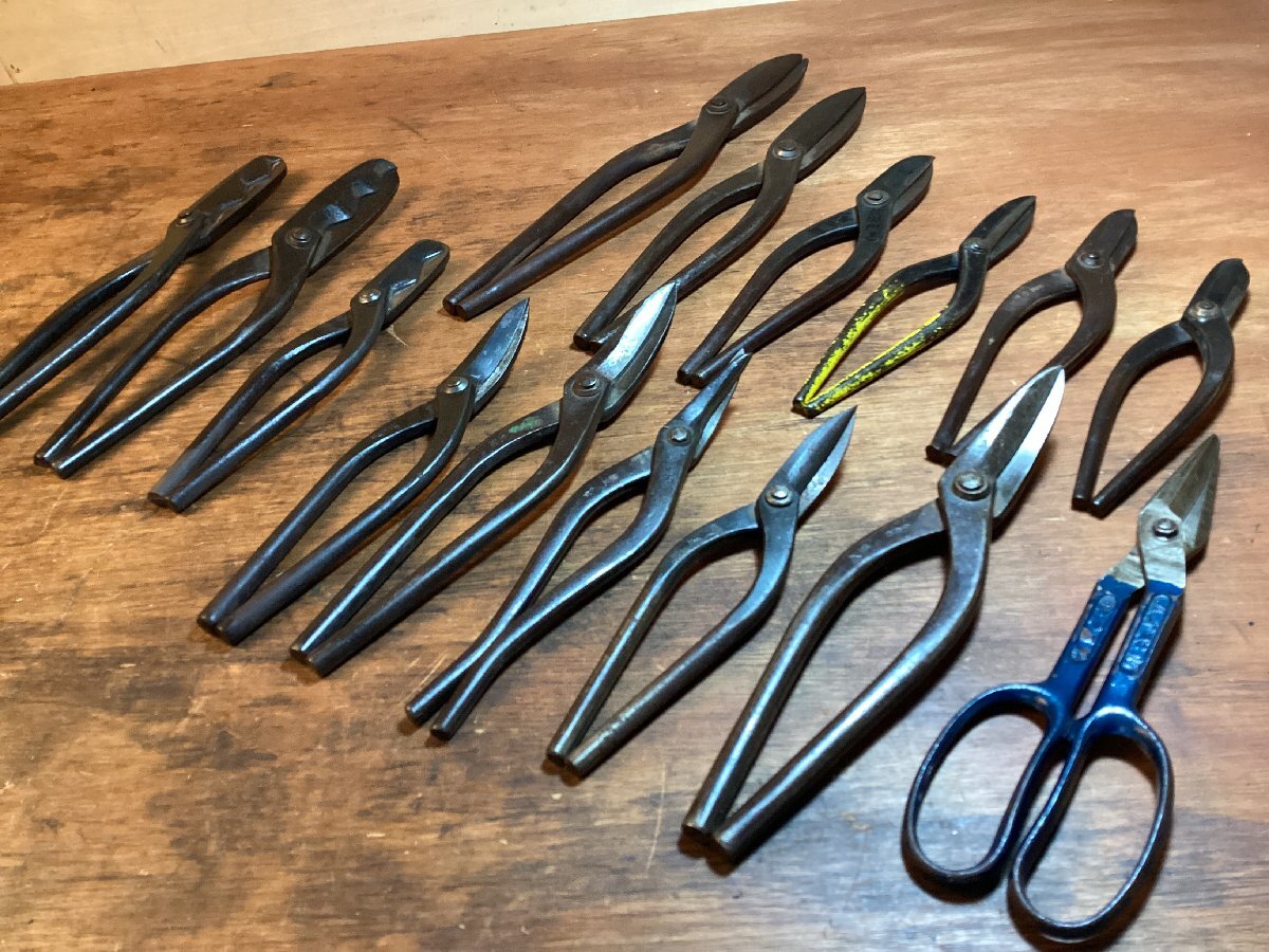 【傷や汚れあり】HH-8708 送料込 重治 若獅子 高光 種光 ろ政 好光 板源 孝三郎 金切 波切 ハサミ 鋏 15丁 まとめて 工具 作業 道具 在銘 6862g/くFUらの落札情報詳細 ...