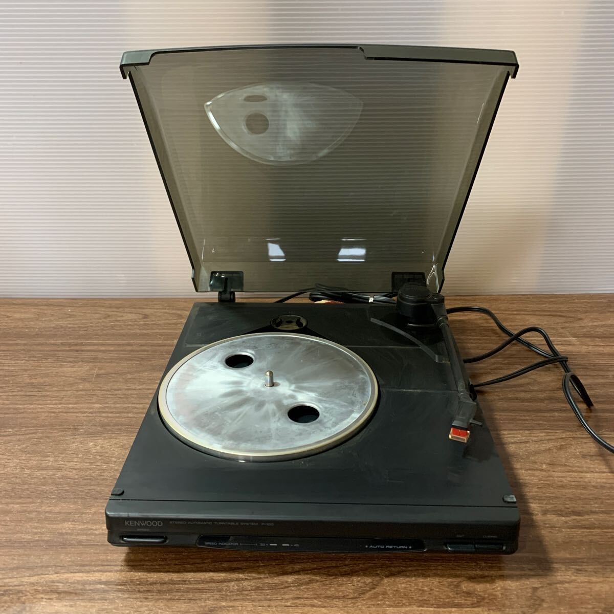 【傷や汚れあり】KENWOOD ターンテーブル P-100 1994年製 ジャンク レコードプレーヤー ケンウッド BELT DRIVE ...