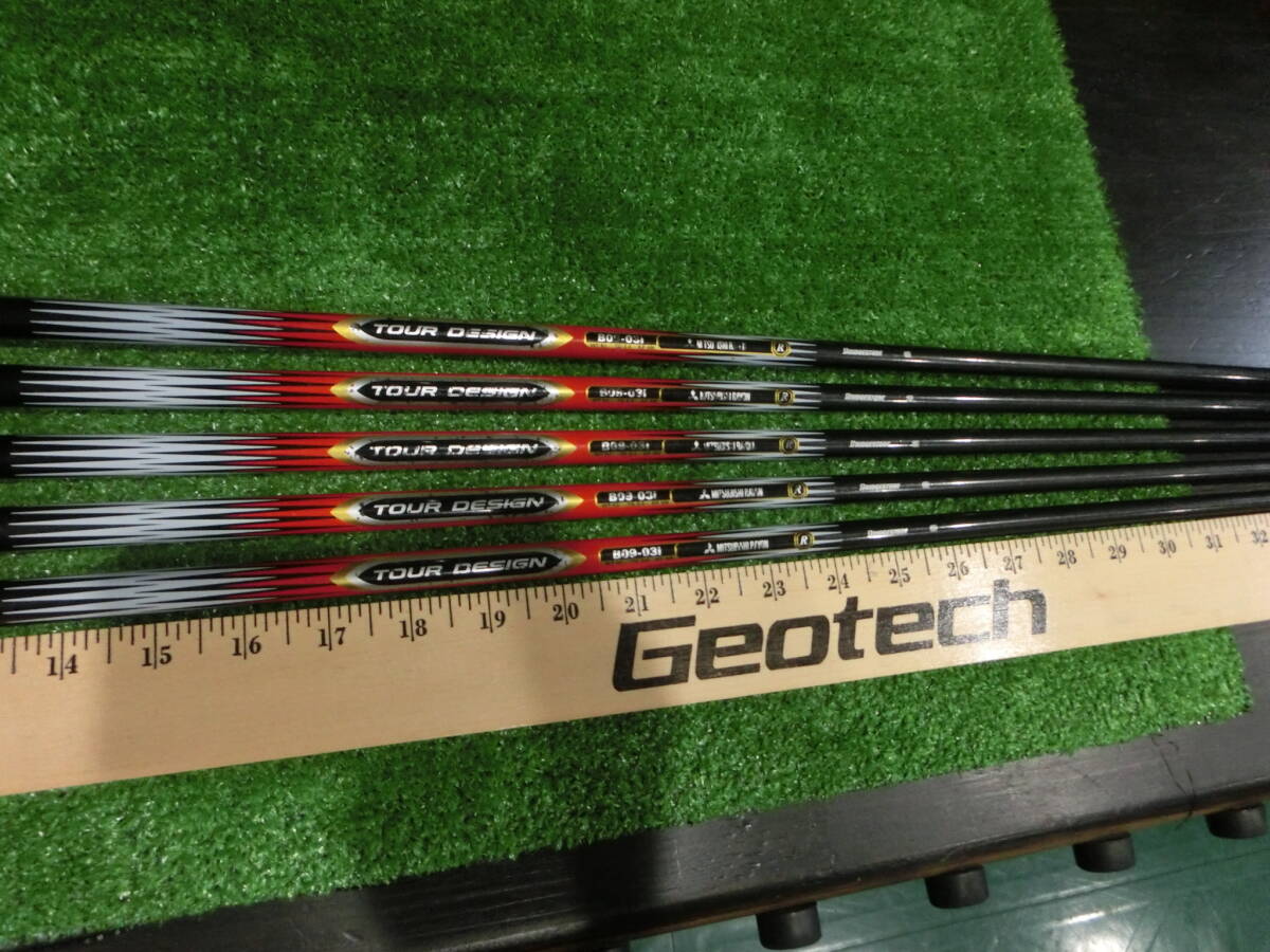 【やや傷や汚れあり】アイアン用カーボンシャフト！ブリヂストン用 三菱 TOURDESIGN B09-03iのR(62g TQ3.4 MK) 6-PW用 5本 1回抜 グリップ付 ハドラス済の ...