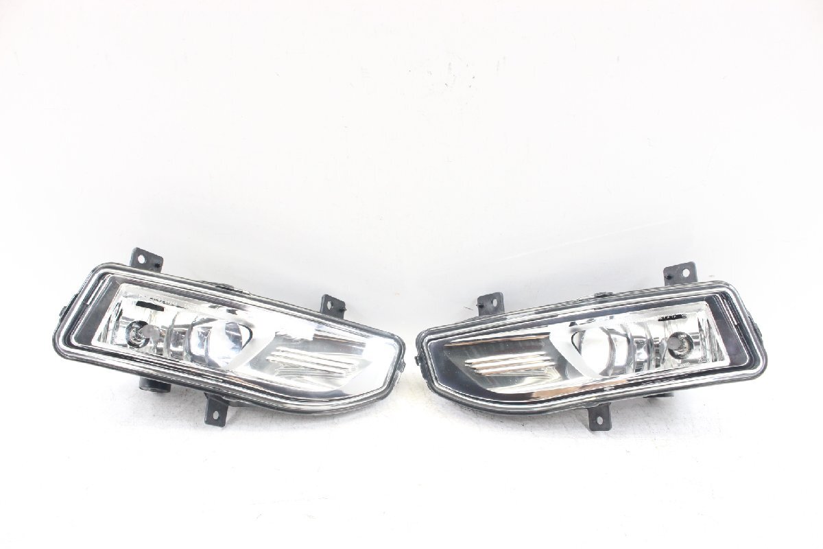 【目立った傷や汚れなし】美品 セレナ エクストレイル ノート C27 T32 E12 フォグランプ 左右 26155 8995A 26150 ...