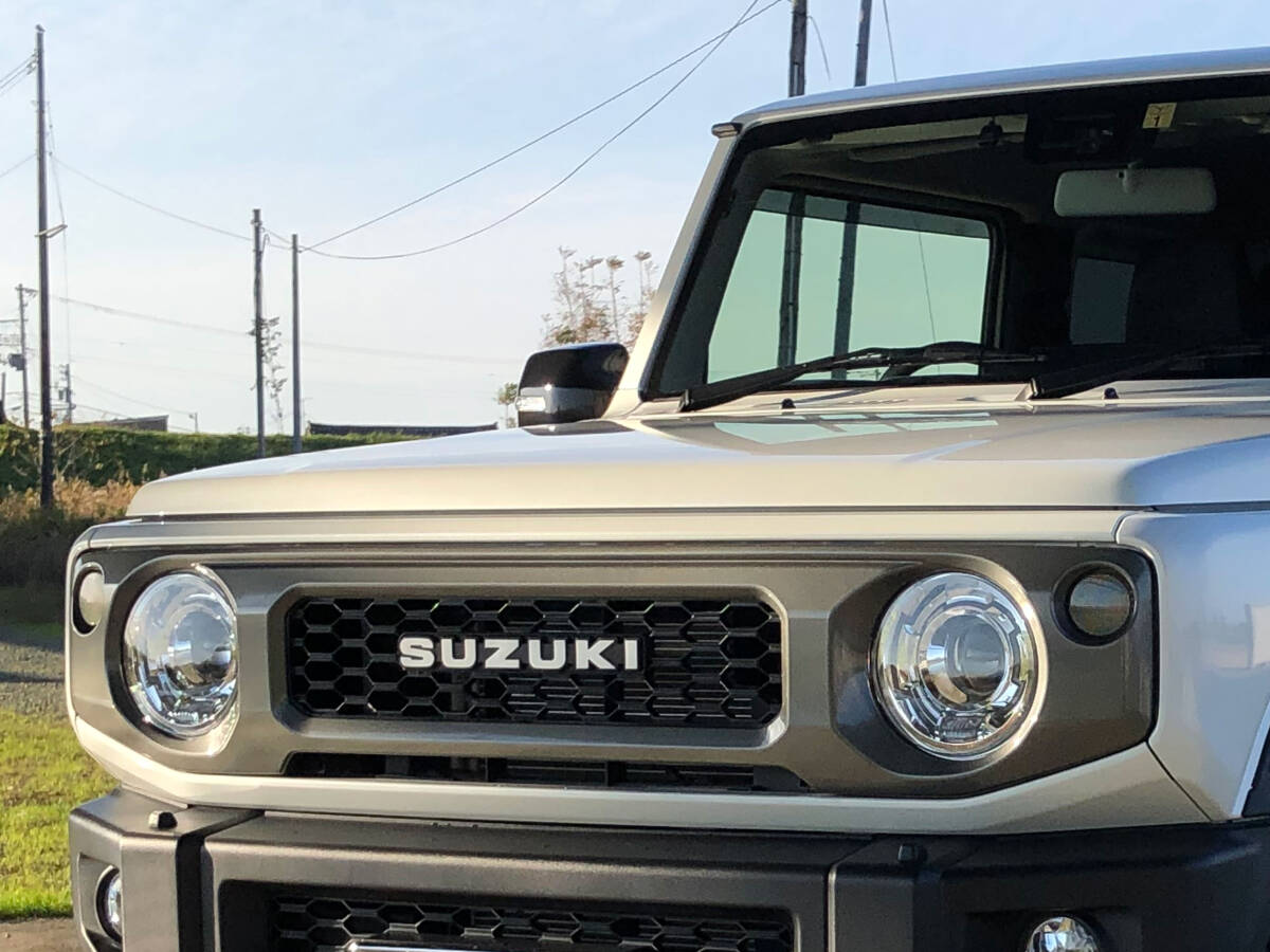 【目立った傷や汚れなし】ジムニー JB64 ジムニーシエラ JB74 オプションデザインのフロントグリル SUZUKI エンブレム付きの落札情報詳細 - ヤフオク落札価格検索 オークフリー