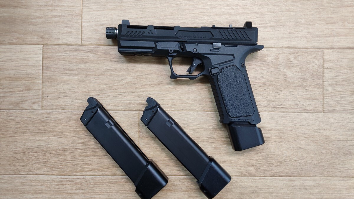 【目立った傷や汚れなし】EMG STRIKE INDUSTRIES ARK-17 ガスガン G17カスタム 樹脂スライドの落札情報詳細 ...