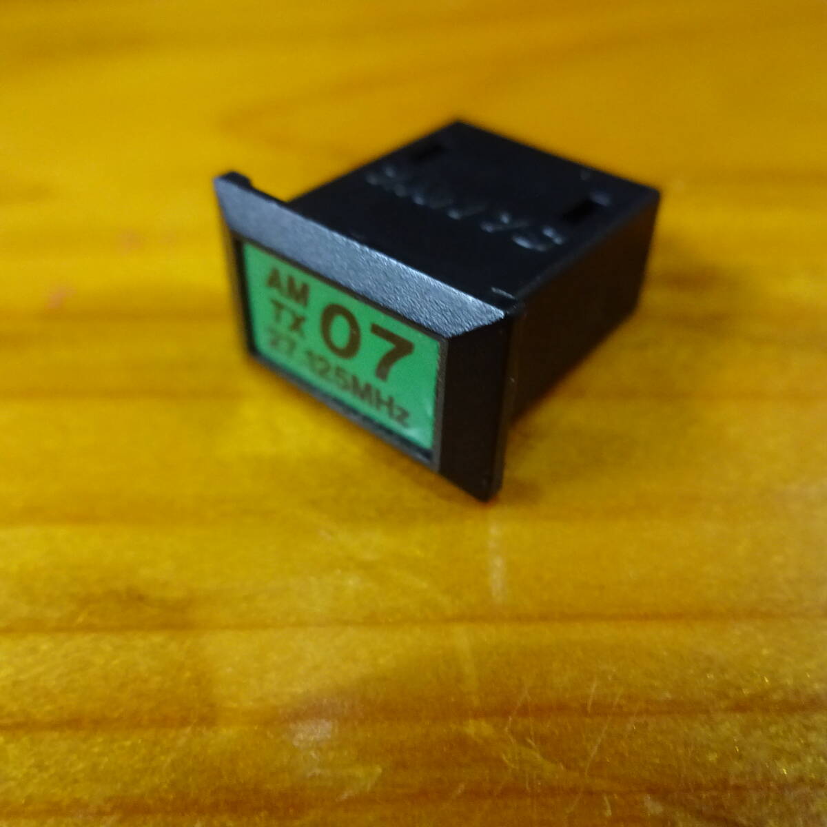 【やや傷や汚れあり】送信機用クリスタル AM07番 27MHzの落札情報詳細 - Yahoo!オークション落札価格検索 オークフリー