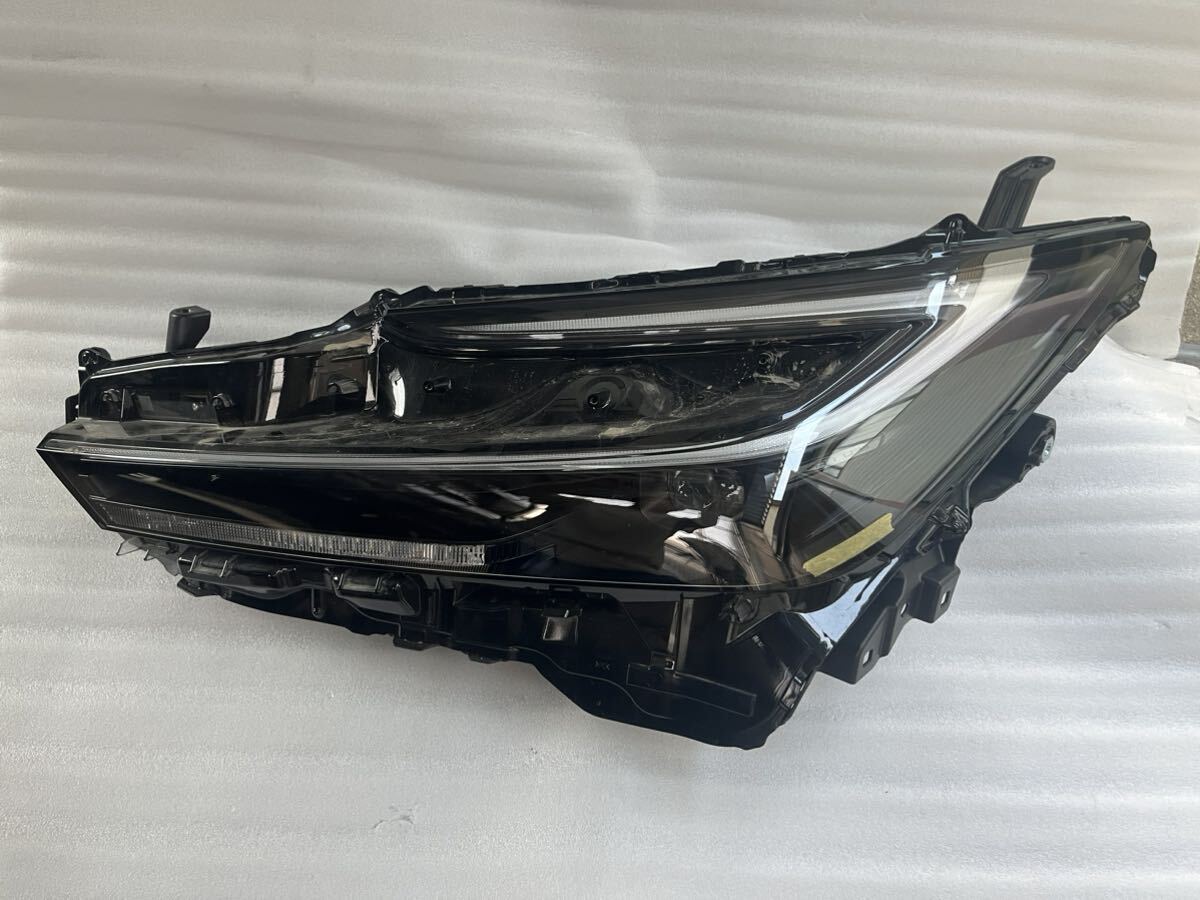 【やや傷や汚れあり】60系プリウス Xグレード ZVW60 ZVW65 MXWH60 MXWH65 左 ヘッドライト 81106-47A50の ...