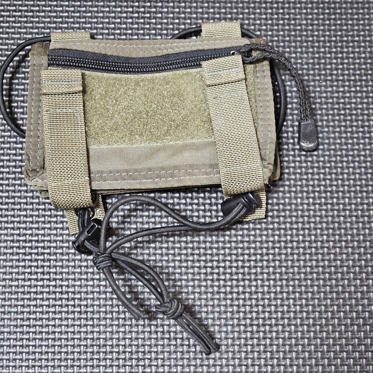 【傷や汚れあり】【実物】Tactical Assault Gear Arm sleeve map pouch case / アームスリーブ ...