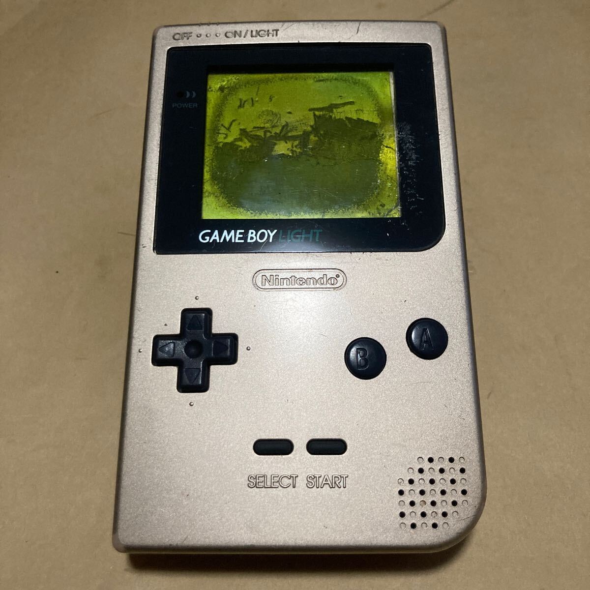 【傷や汚れあり】送料無料 GB ゲームボーイライト 本体 ゴールド ジャンク GAMEBOY LIGHT ゲームボーイ ライト GOLD ...
