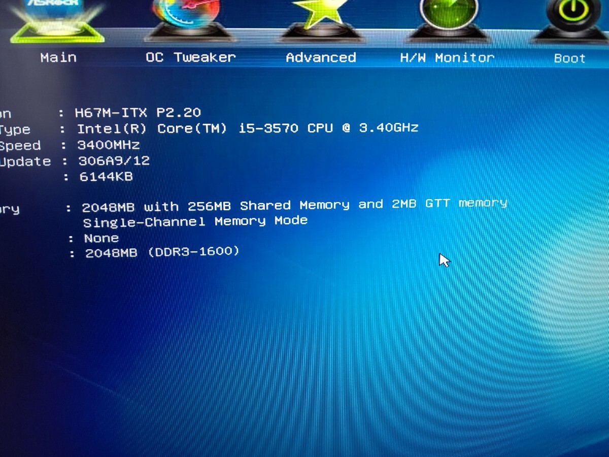 【やや傷や汚れあり】【中古品】Intel Core i5-3570 (3.4GHz/TB:3.8GHz) bulk LGA1155/4C/4T ...