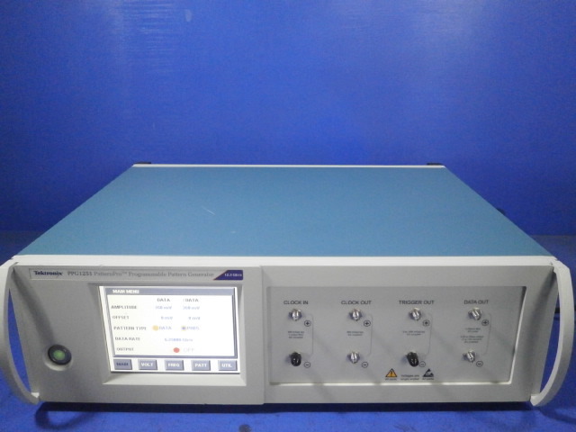 【やや傷や汚れあり】Tektronix PPG1251 Programmable Pattern Generator 12.5Gb/sの落札 ...