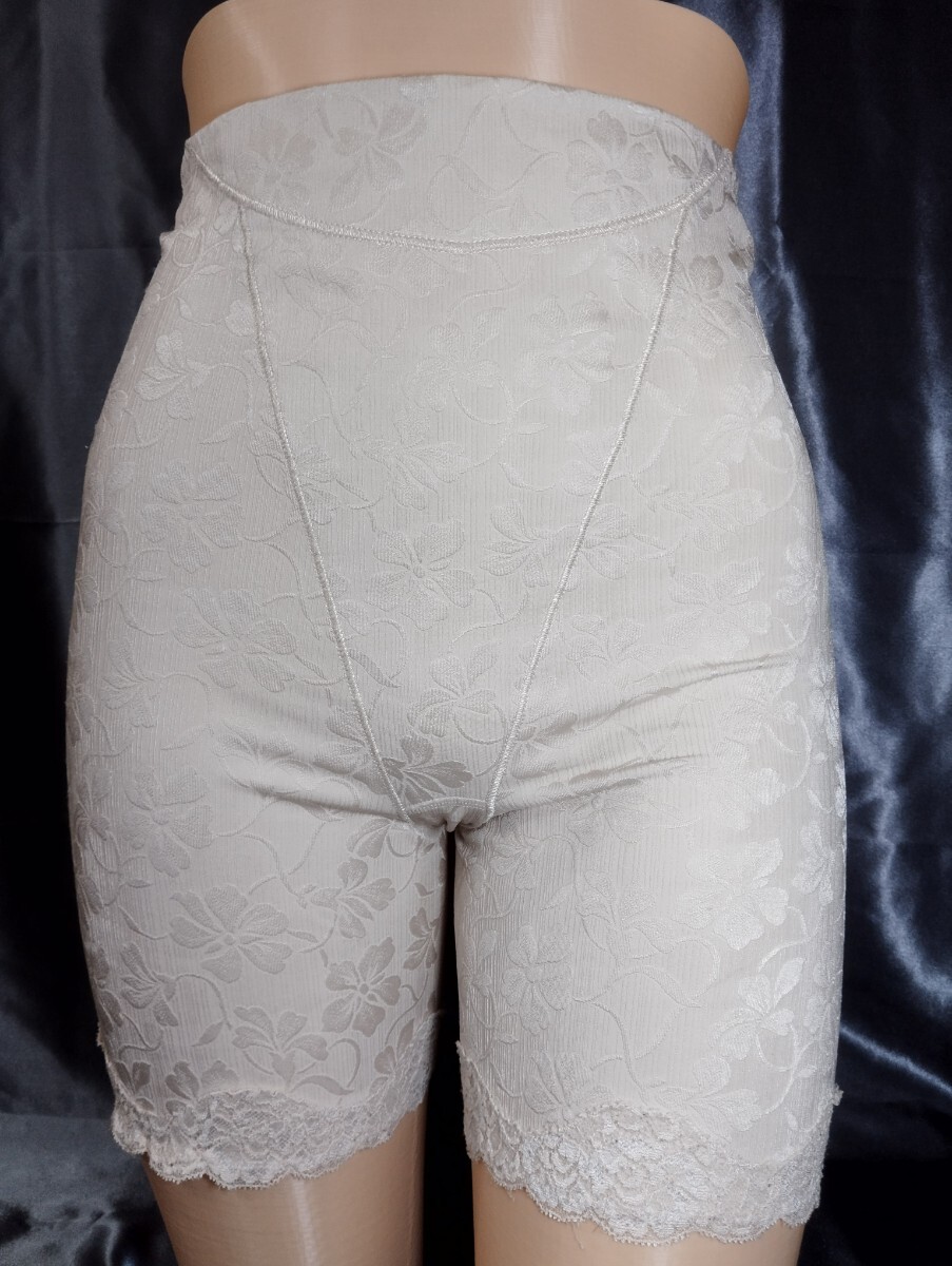 【目立った傷や汚れなし】（厚）ルシアン ガードル 82サイズ 状態良好【B134】の落札情報詳細 - Yahoo!オークション落札価格検索 オークフリー