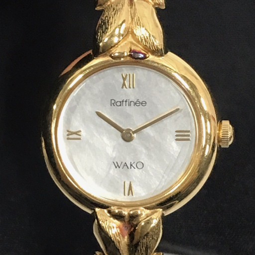【目立った傷や汚れなし】美品 腕時計 レディース WAKO Raffinee クォーツ quartz シェル Perl パール シルバー 銀 ...
