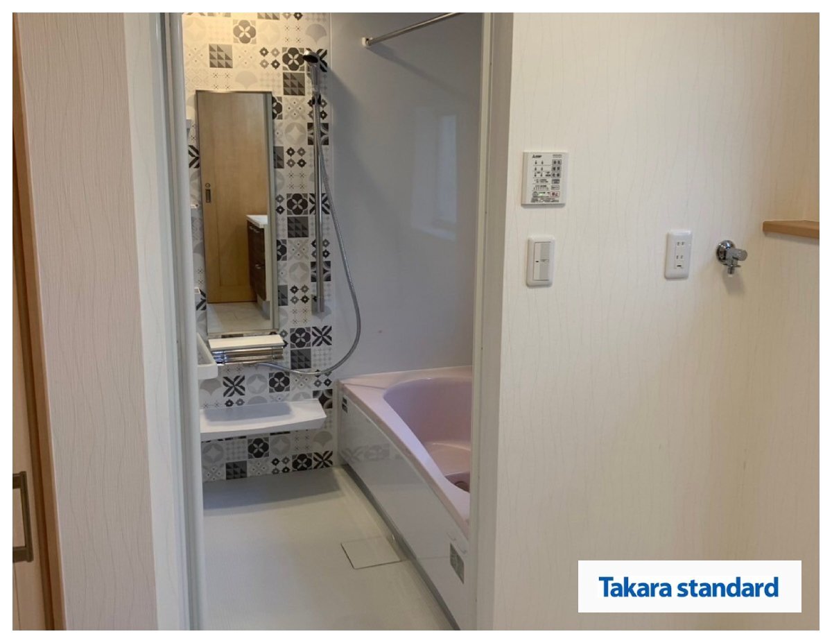 【未使用に近い】【展示品】タカラスタンダード RELAXIA ユニットバス/1616サイズ/1600×1600×2130/リフォーム/100万 ...