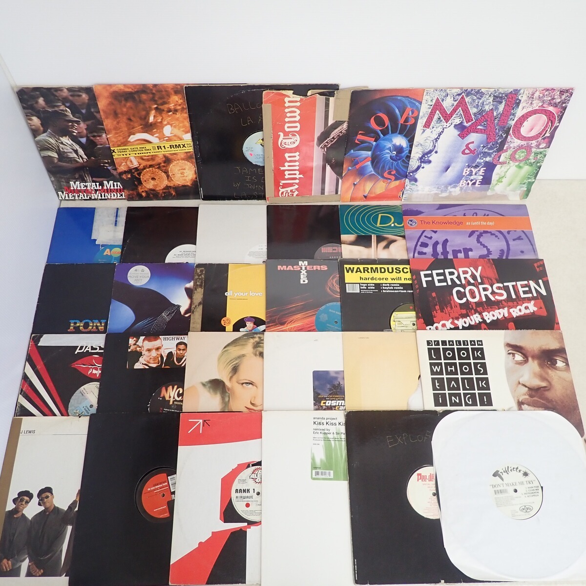 【全体的に状態が悪い】12インチ レコード Remix ananda project Kiss Kiss Kiss/nicki french ...