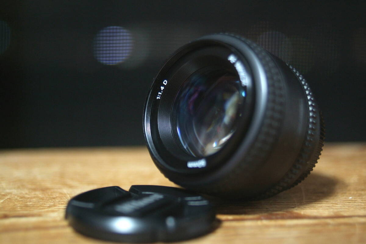 【目立った傷や汚れなし】Nikon ニコン AF NIKKOR 50mm F1.4 Dの落札情報詳細 - Yahoo!オークション落札価格検索 オークフリー