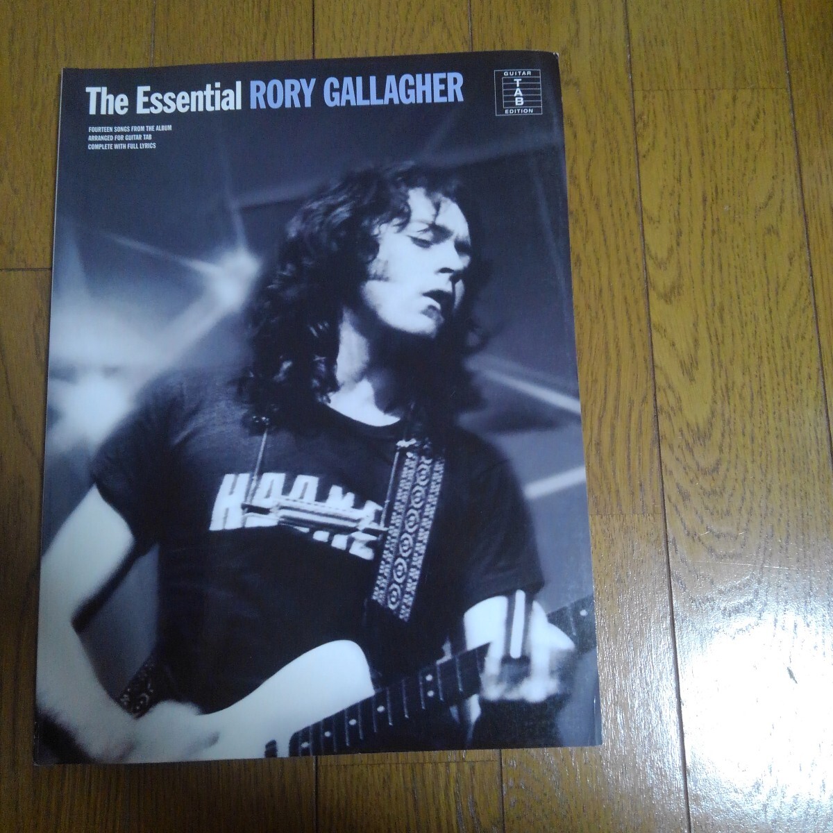 【全体的に状態が悪い】ESENTIAL RORY GALLAGHER VOLUME 1 (GUITAR TAB)の落札情報詳細 - Yahoo ...