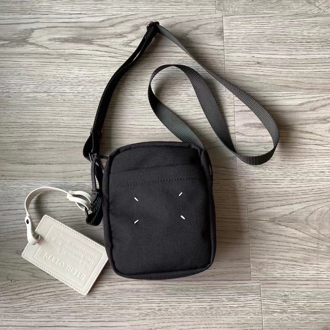 【未使用】マルタンマルジェラ Maison Margiela MM6 男女兼用 斜め掛け ショルダーバッグ ボーディーバッグ 1767の落札情報詳細 - Yahoo!オークション落札価格検索 ...