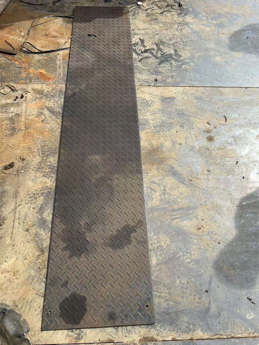 【傷や汚れあり】愛知県津島市 2柱リフトBISHAMON SP-2500(2.5トン) カーリフト動作良好 動画有、油圧綺麗状態 新品作業油（ドラム缶半分付き）即使用可能の落札情報詳細 ...