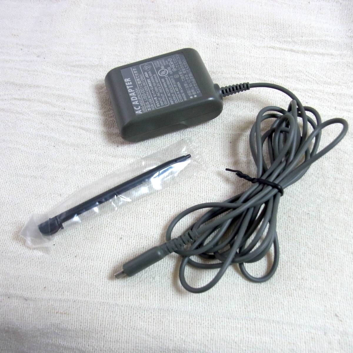 【目立った傷や汚れなし】Nintendo DS Lite ブラック 任天堂 ニンテンドーの落札情報詳細 - Yahoo!オークション落札価格検索 オークフリー