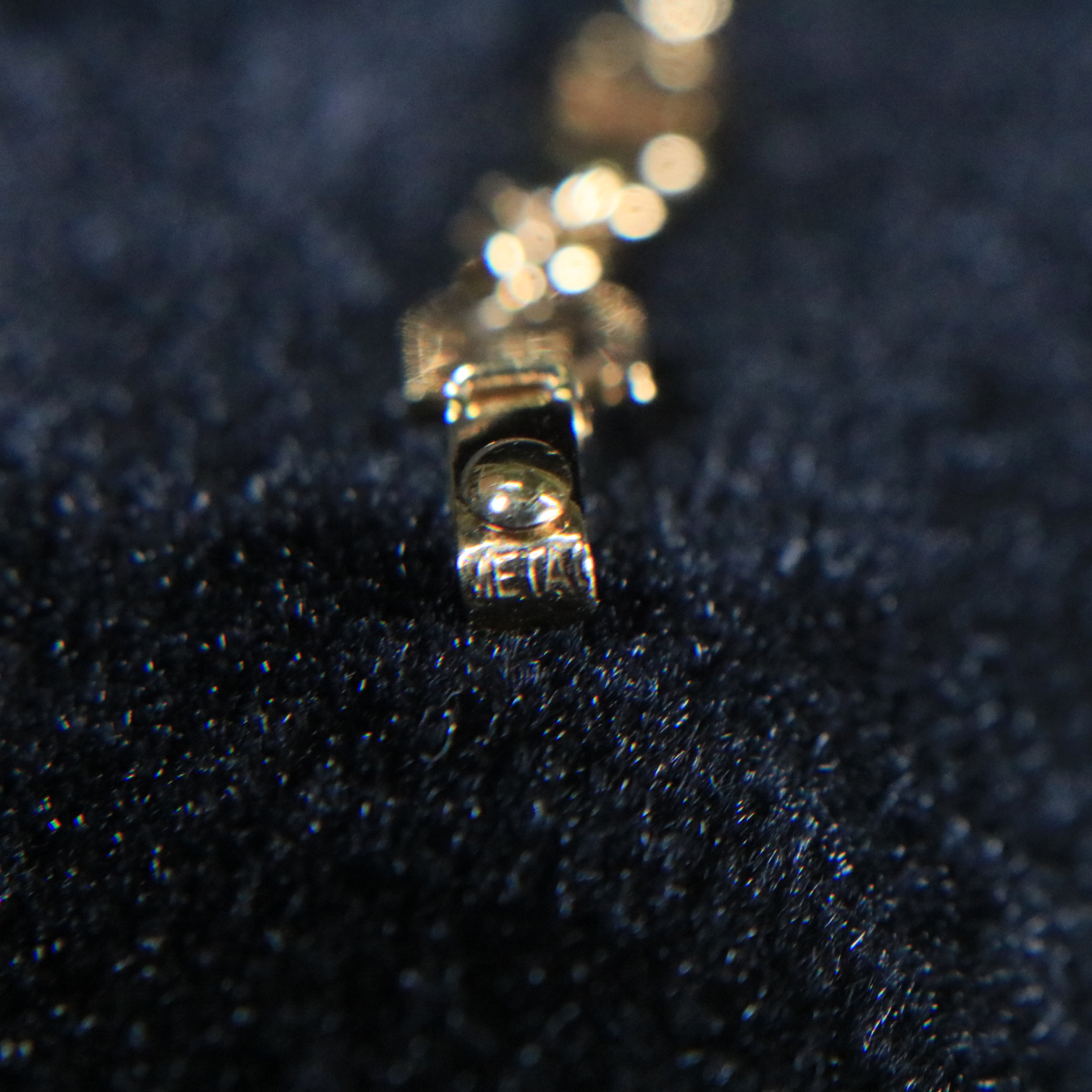 【目立った傷や汚れなし】Christian dior ディオール ロゴブレスレット METAI Chr.Dior c ゴールド ブランドアクセサリー レディース 布袋付き _KFC_C0521 ...