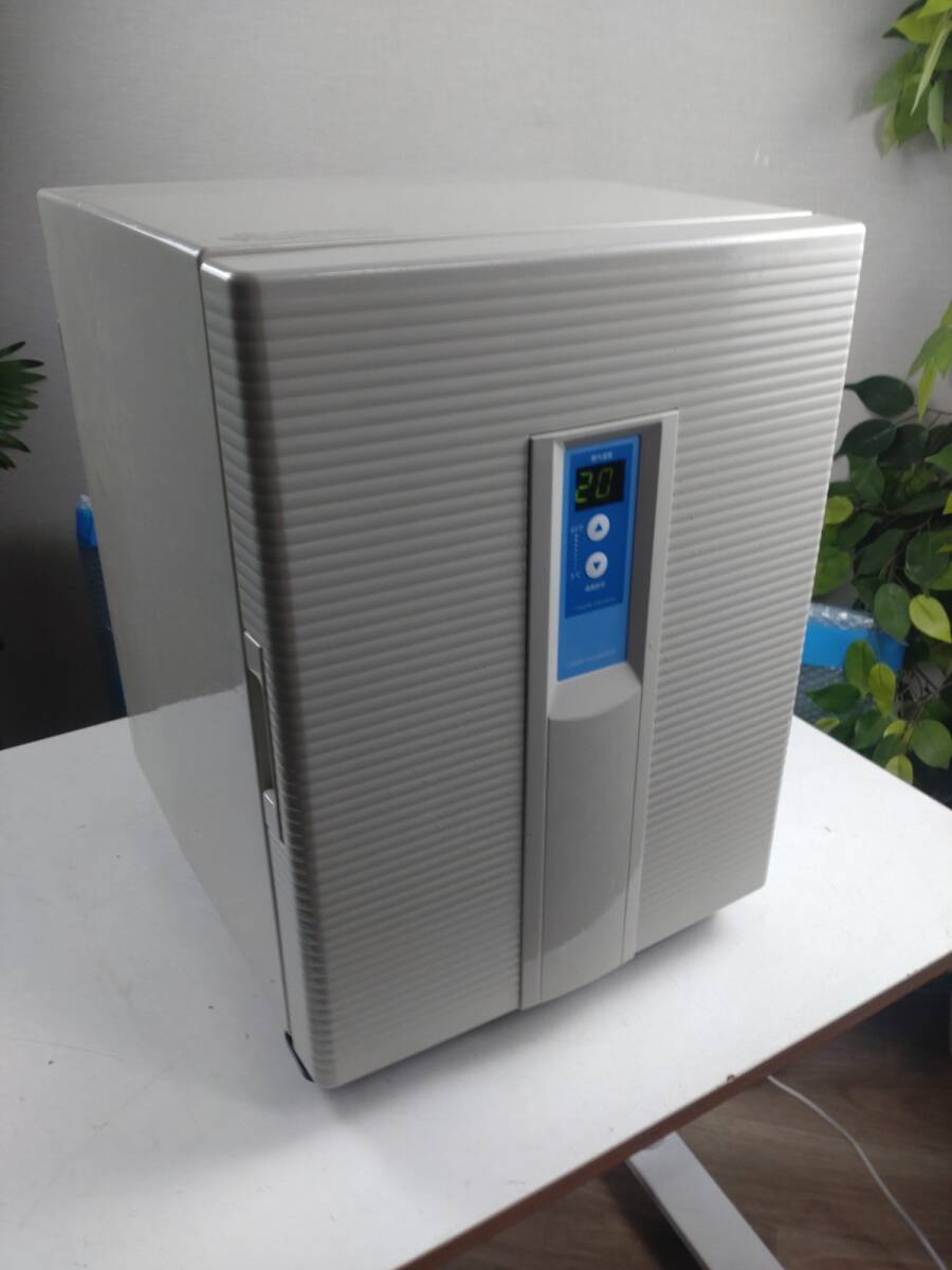 【やや傷や汚れあり】9936-09★1円スタート★三菱電機 ME 3～45℃ 自然対流方式 加熱冷却機器 ペルチェ式 クールインキュベータ 25L CN-25C 通電確認済★の落札情報詳細 ...