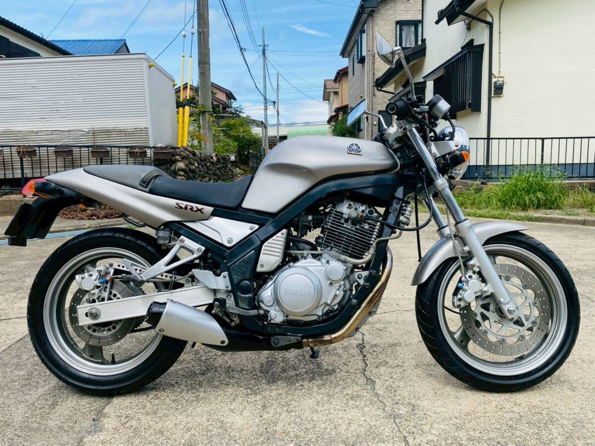 【やや傷や汚れあり】ヤマハ SRX400-4!走行 距離11030km!3VN! 茨城県！全国配送可！動画あり！書類付！(検 CB400SF!GB350S!NX400!SR400-5 ...