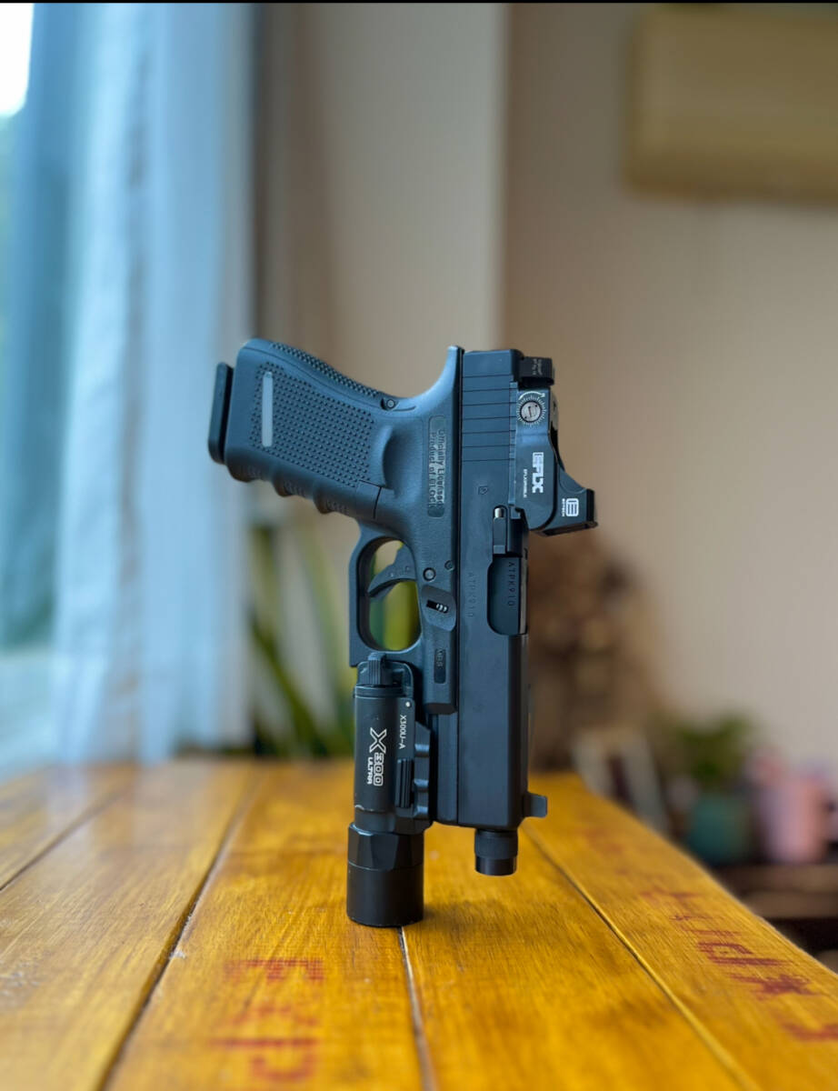 【未使用に近い】美品 UMAREX VFC MK27 Mod2 カスタム G19 Glock グロック MOS SOCOM グロック19 ...