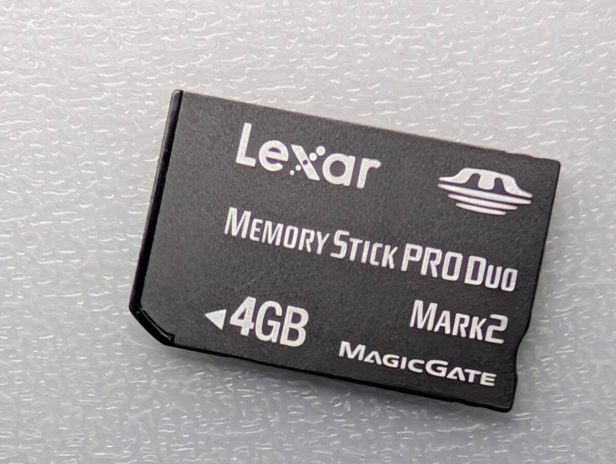 【やや傷や汚れあり】Lexar Memory Stick PRO Duo 4GB ケース付き レキサー・メディア メモリースティック プロ ...