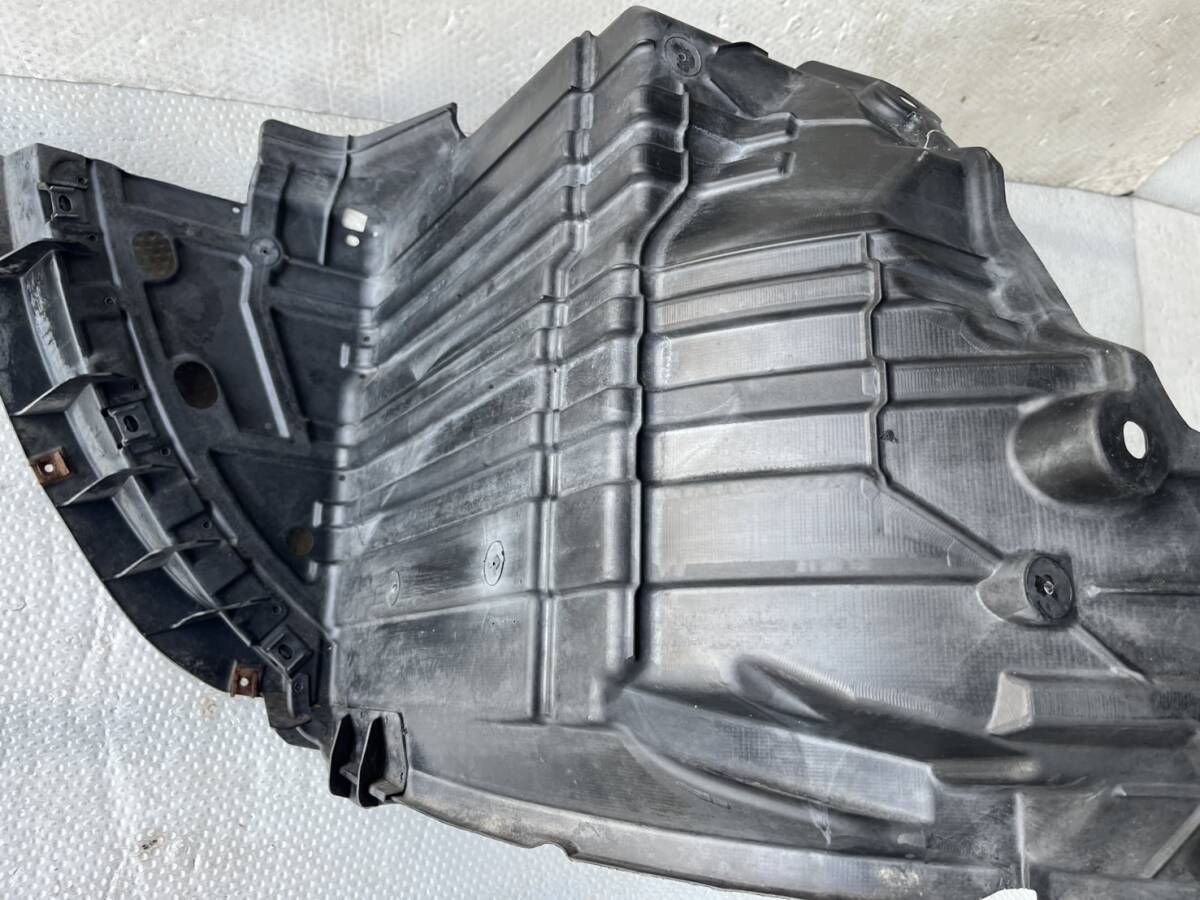 【やや傷や汚れあり】解2090 日産 エルグランド ME51 250ハイウェイスター L42 純正 フロント フェンダーライナー インナーライナー ライナー 左の落札情報詳細 - Yahoo ...