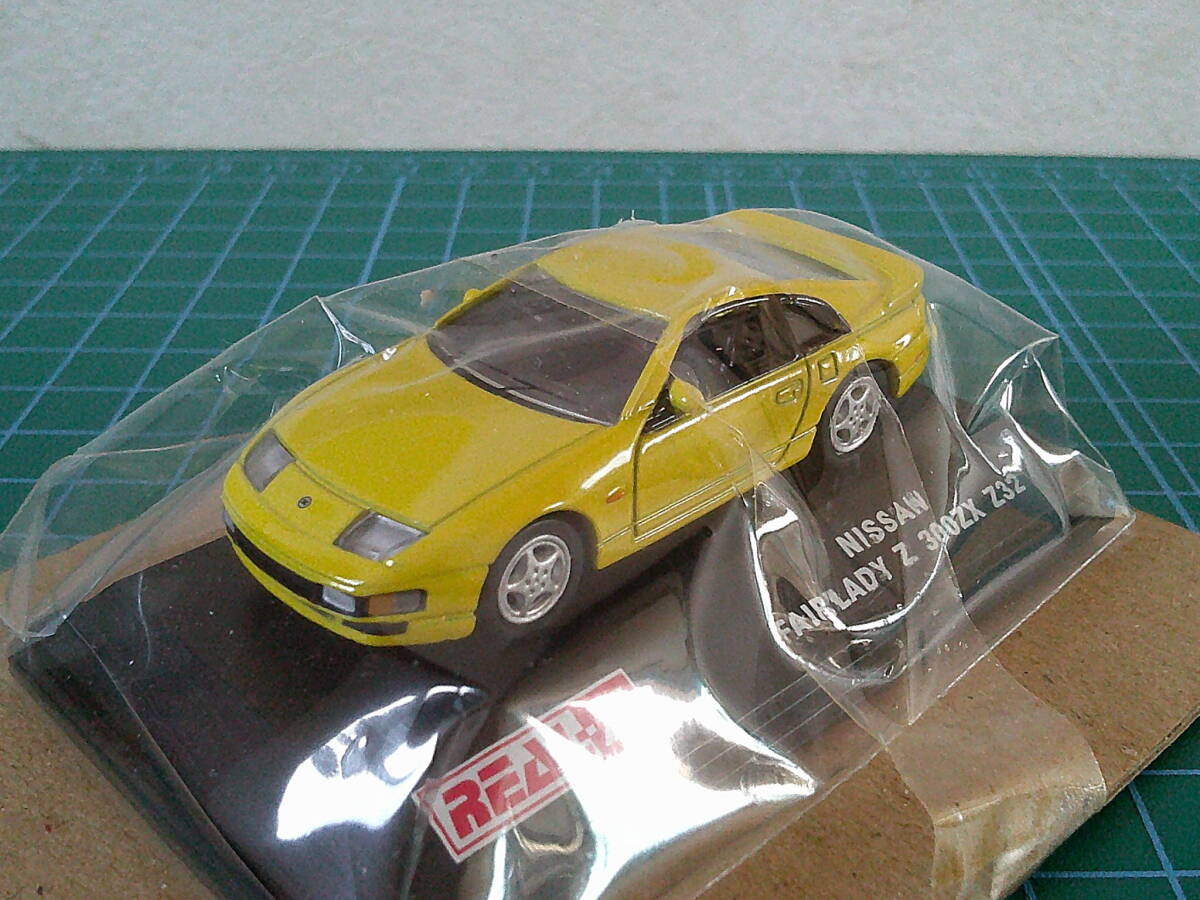 【やや傷や汚れあり】1/72 REAL-X FAIRLADY Histories Collection NISSAN FAIRLADY ...