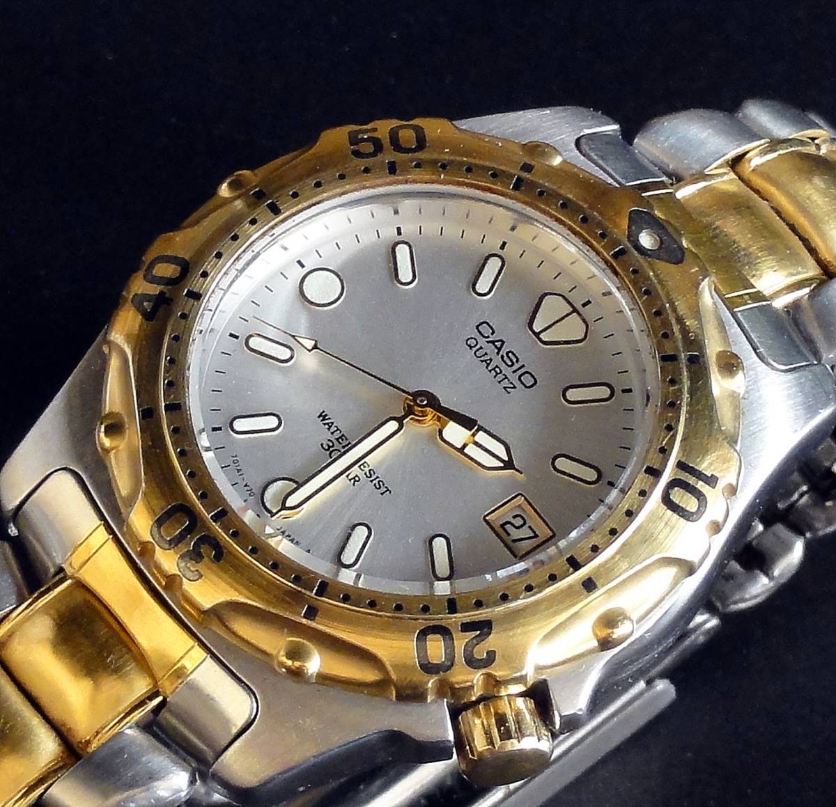 CASIO MD-903 ダイバー名機 電池交換済み 裏蓋カジキマグロマーク 動作チェック済み品！の落札情報詳細 - ヤフオク落札価格検索 オークフリー