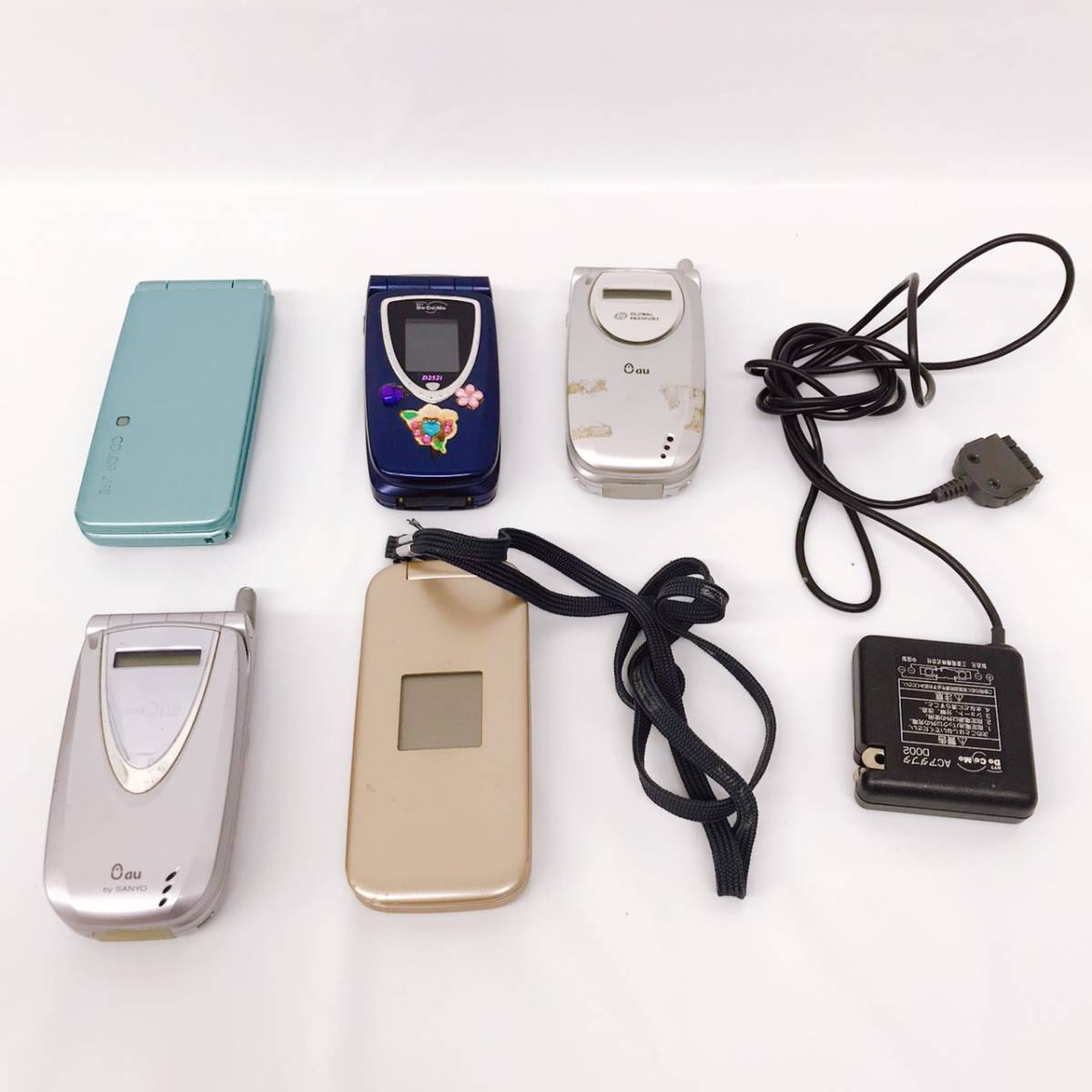 ★ガラケー おまとめ5機 充電器1個付き★au／SANYO／DOCOMO／D252i／SoftBank／301P／cdmaOne／F-08Cの ...
