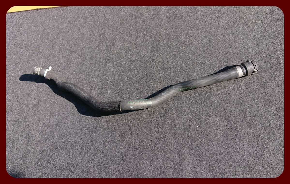 【傷や汚れあり】BMW e90 320i ウォーター ホース 64216951946 -01 6421 6951946 11531436374 ...