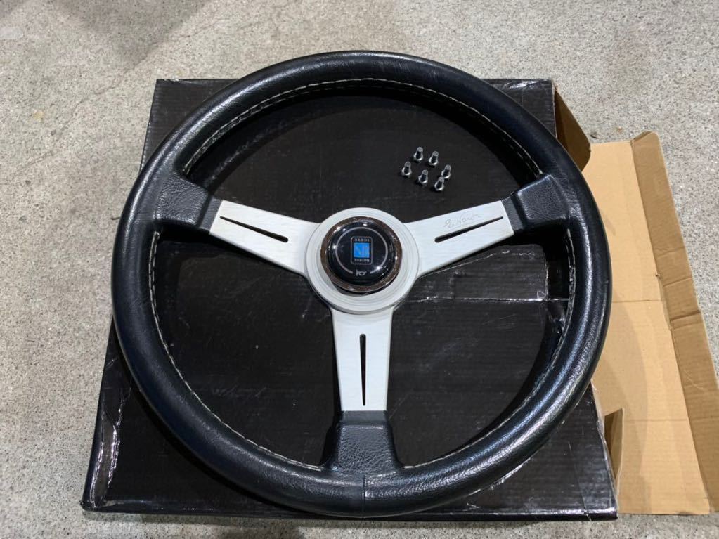 美品 正規品 NARDI ナルディ クラシック ブラックレザー シルバースポーク ステアリング ハンドル 本物 ジムニー JB23で使用 検索用→MOMOの落札情報詳細 - ヤフオク落札価格 ...