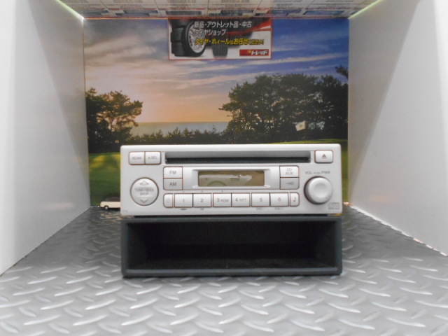 HONDA】ホンダHONDA純正 Gathers CDプレーヤー1DIN+1DINポケット 1YT0 中古品 の落札情報詳細 - Yahoo!オークション落札価格検索 オークフリー