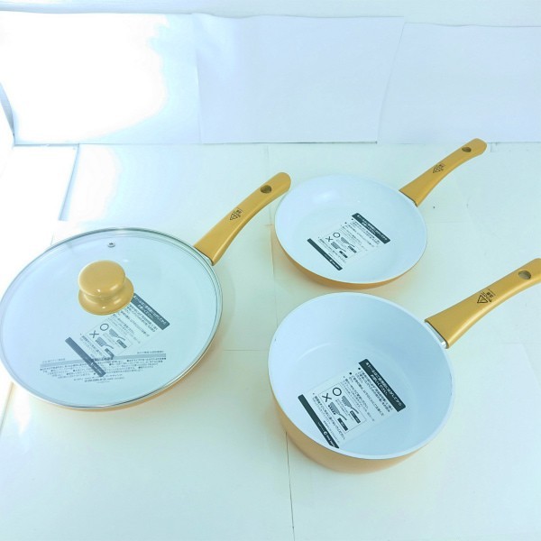 【新品】新品 未使用 CERAFIT ショップジャパン フライパン 鍋 セット 蓋付き 片手鍋 セラフィット 3点 葛D0704-31の落札情報詳細 - ヤフオク落札価格検索 オークフリー