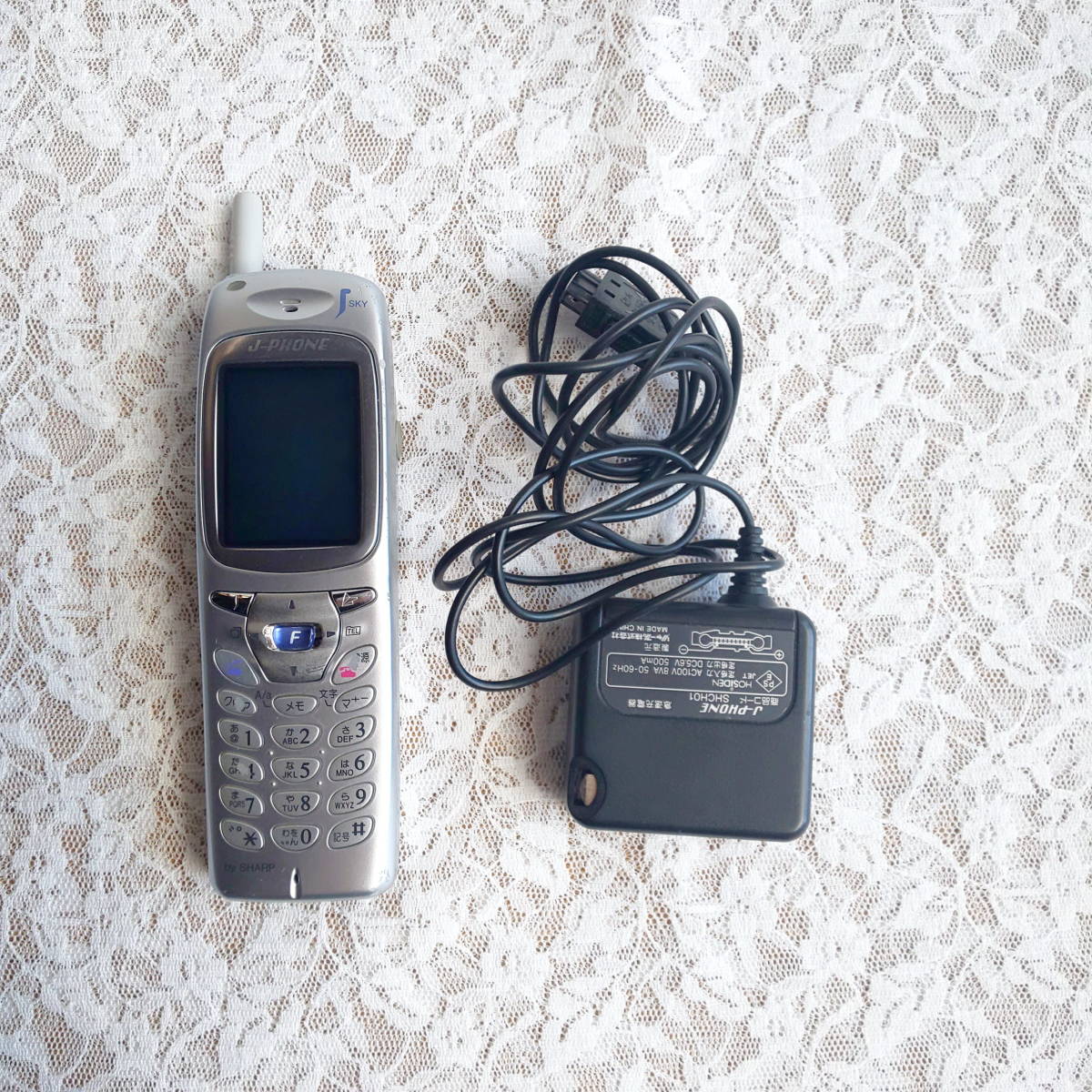 J-PHONE J-SH06 SHARP 携帯電話 ガラケーの落札情報詳細 - Yahoo!オークション落札価格検索 オークフリー