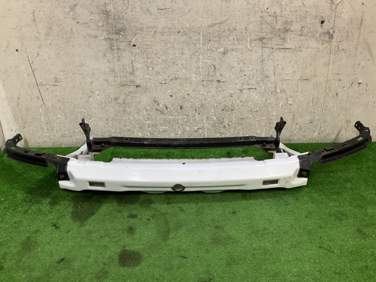 スカイライン ER34 R34 純正 フロント バンパーサポート コアサポート バンパーアッパーリテーナー 62240-AA000の落札情報 ...