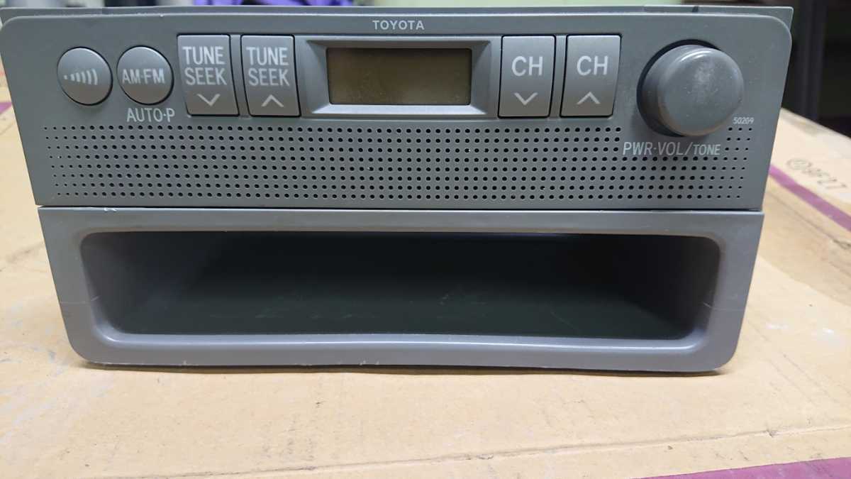 F#105 ハイエース バン 200系 KDH206V 2010年(H22) 純正 AM FM ラジオ 内臓スピーカー チューナー DIN ...