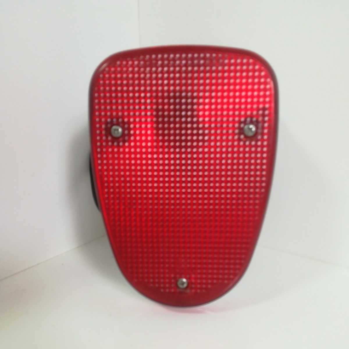 【やや傷や汚れあり】ドラッグスター400 クラシック VH01 テールランプ ブレーキランプ テールライト ヤマハ YAMAHA 純正 ...