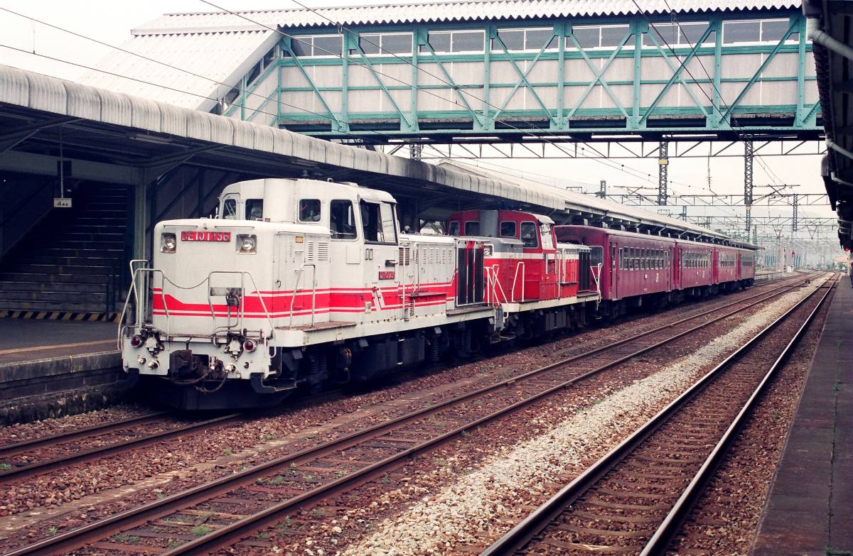 【未使用】♪ DE10 1756（ハイパーサルーン機）＋DE10＋50系 KG写真 ♪ の落札情報詳細 - Yahoo!オークション落札価格検索 オークフリー